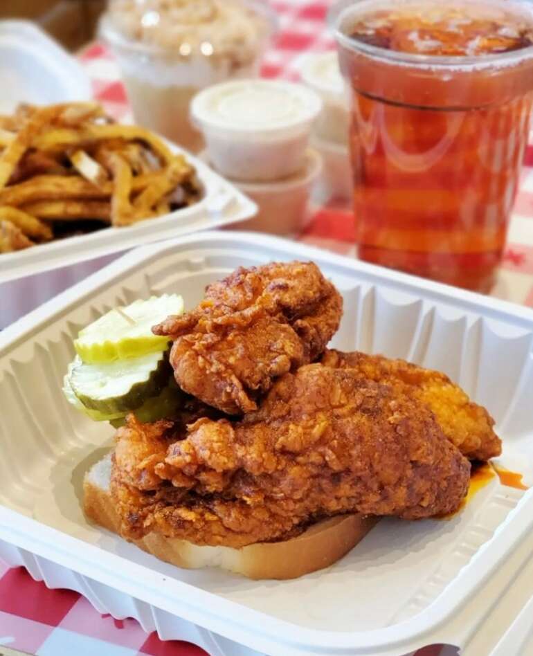 Where To Find The Most Fantastic Fried Chicken In Columbus