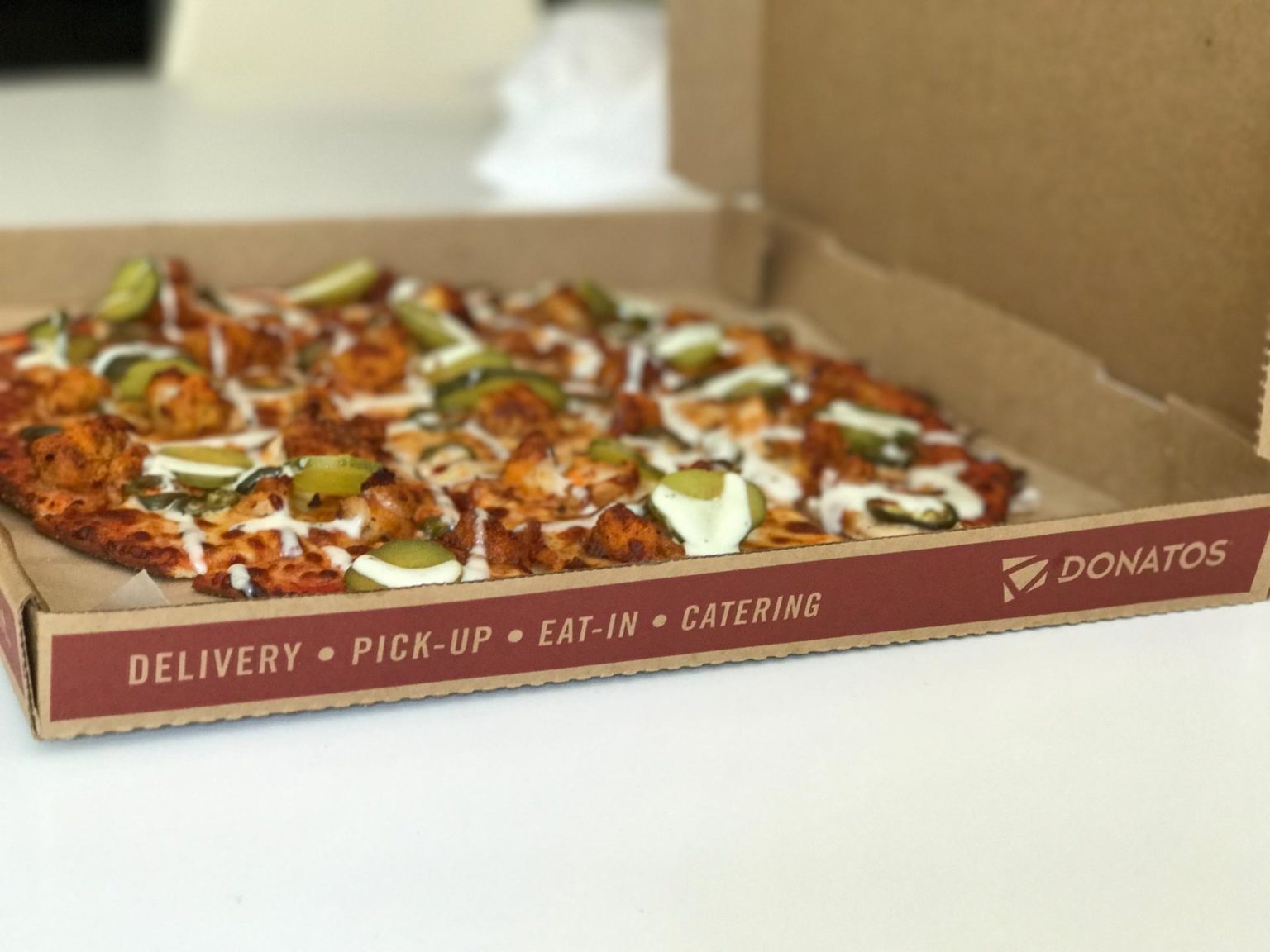 Donatos' Hot Chicken Pizza Is The Most Confusing Pizza You'll Ever Eat
