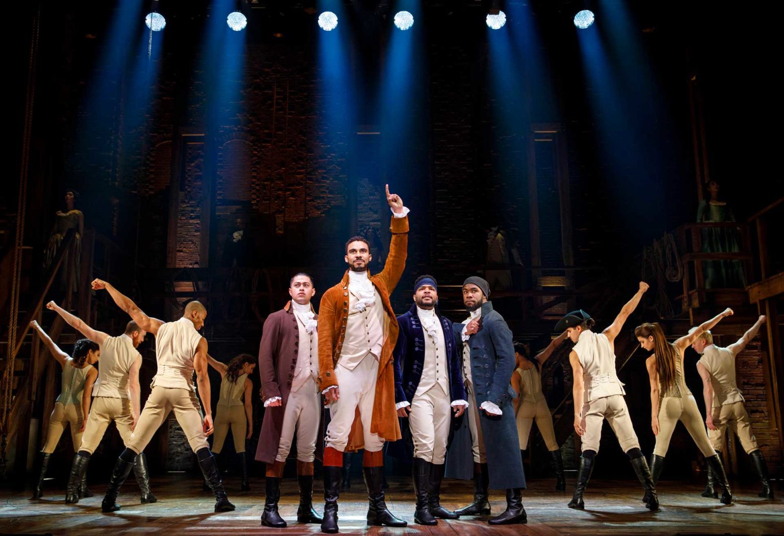 Take A Look Back At The Iconic Drive-In Theaters Of Columbus