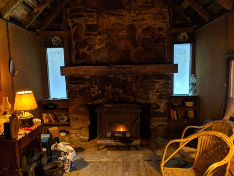 Dunlap Hollow Is The Cozy Hocking Hills Hideaway You've Been Dreaming Of