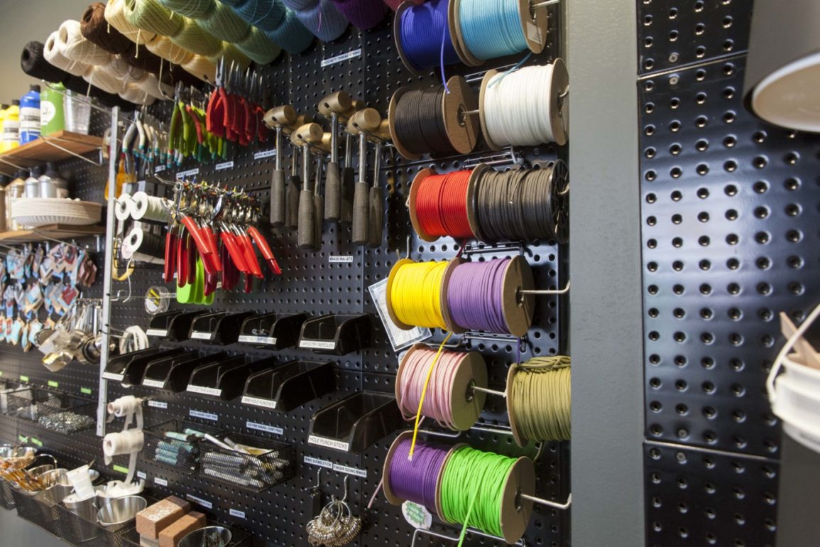 Makers Social The Boozy DIY Craft Experience You Didn't Know You Needed