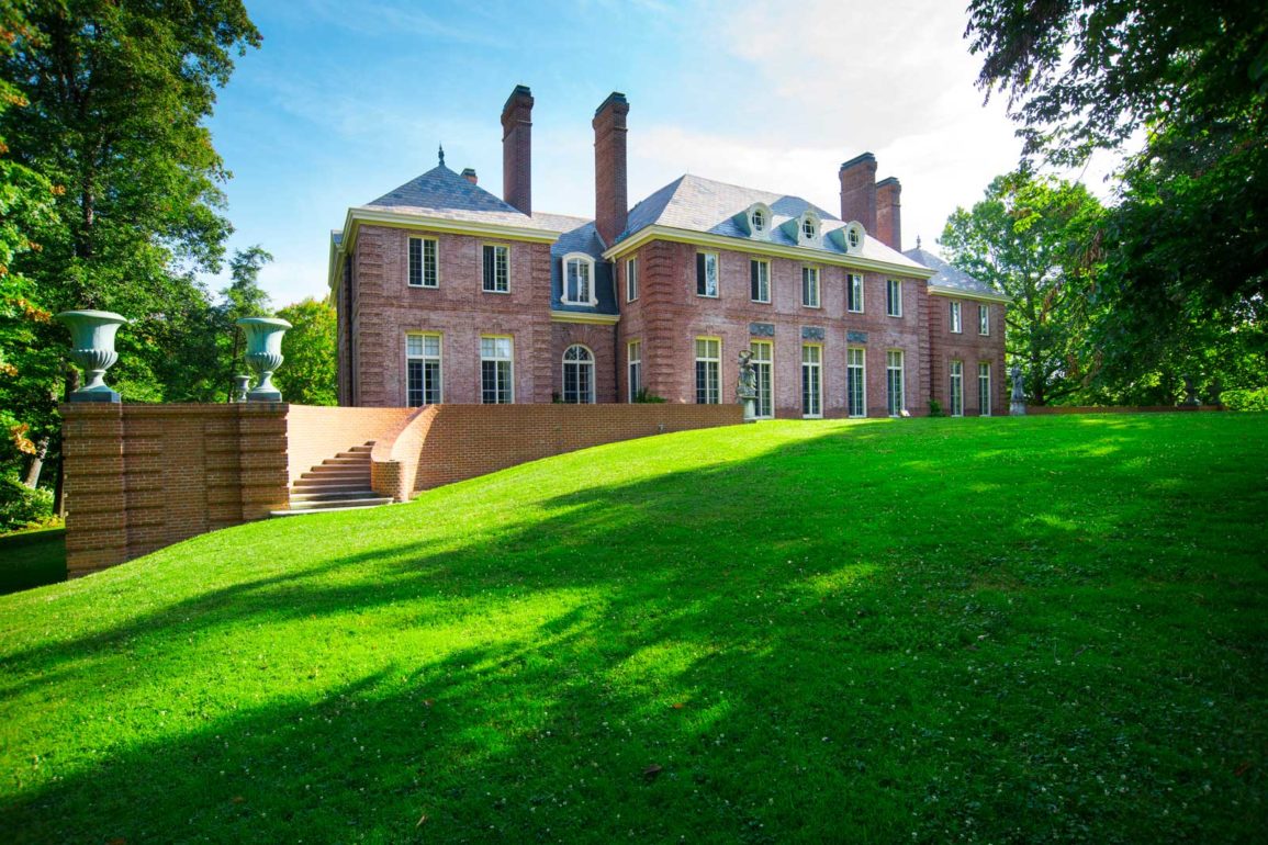 This Historic Estate One Hour North Of Columbus Has The Most Enchanting ...