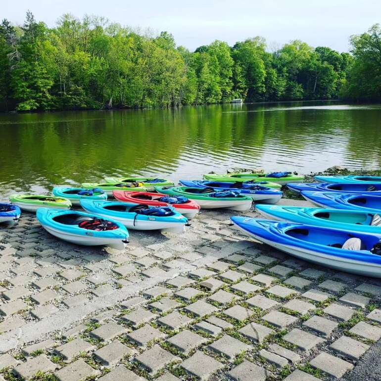 These Beautiful Kayaking Routes Will Make You Drop What You're Doing ...