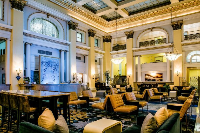 6 Stunning Historic Hotels Around Ohio