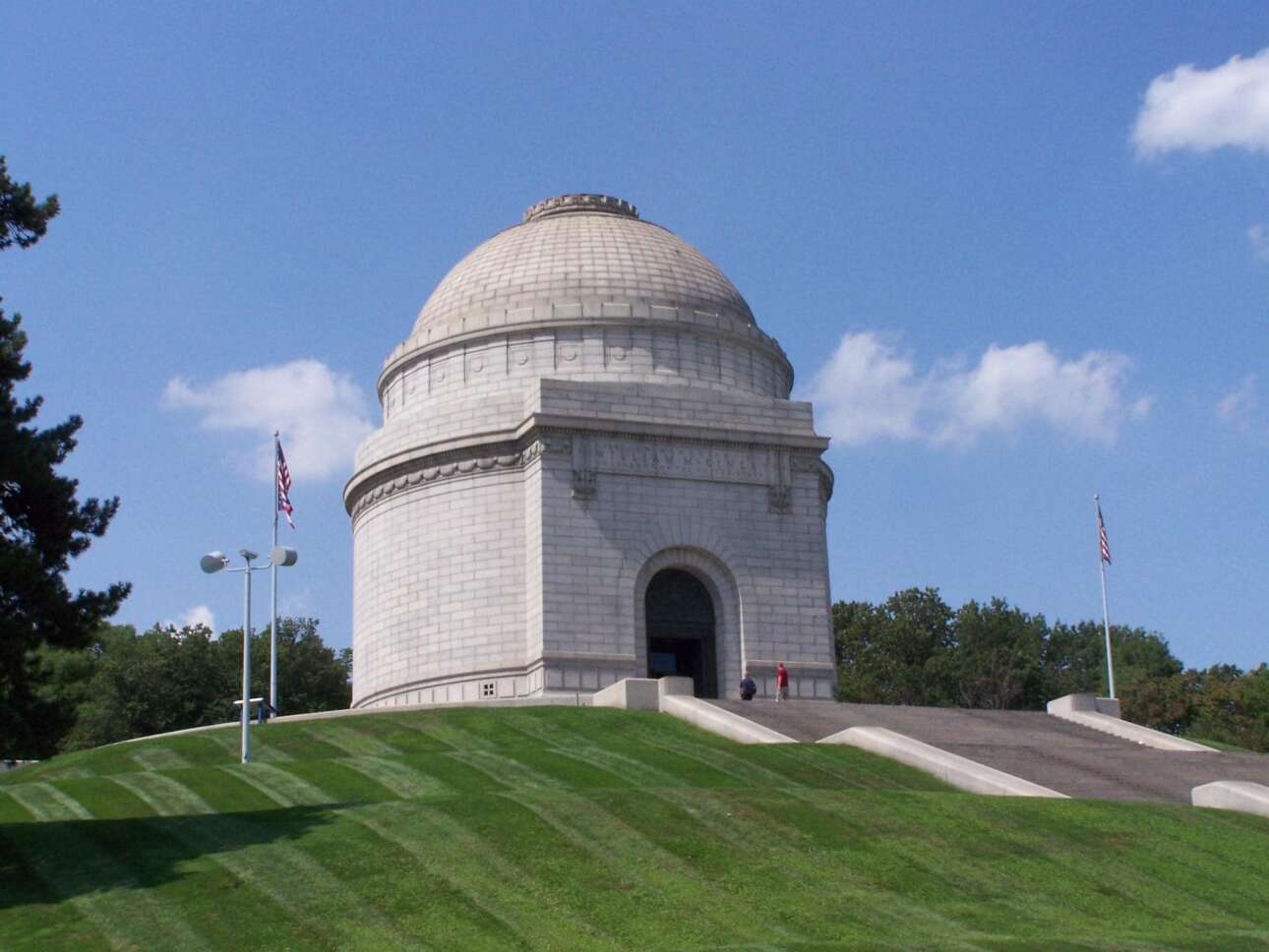 14 Unique And Unusual Monuments Around Ohio