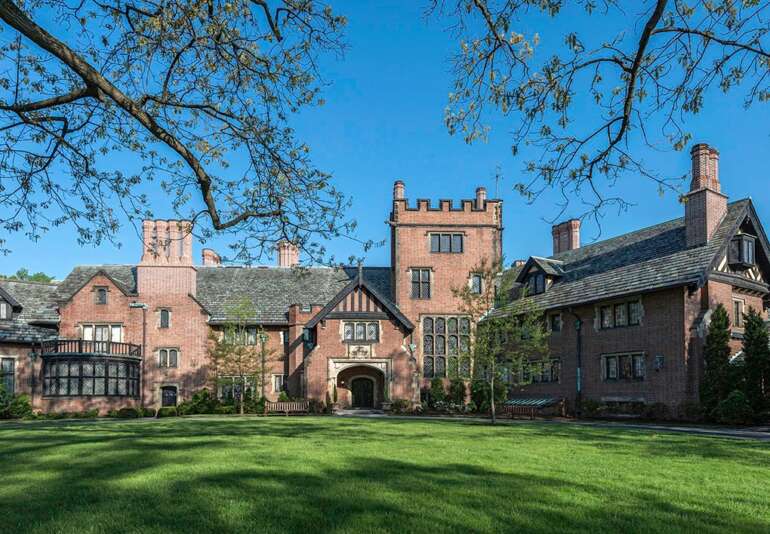This Stunning Ohio Mansion Is Giving Major Downton Abbey Energy